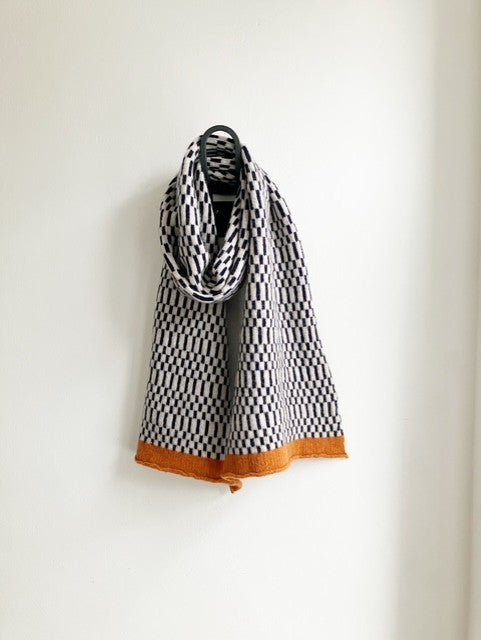 Sample Sale 2026 Detail scarf in Cobble/Navy/Rust – Anna-Lisa Smith